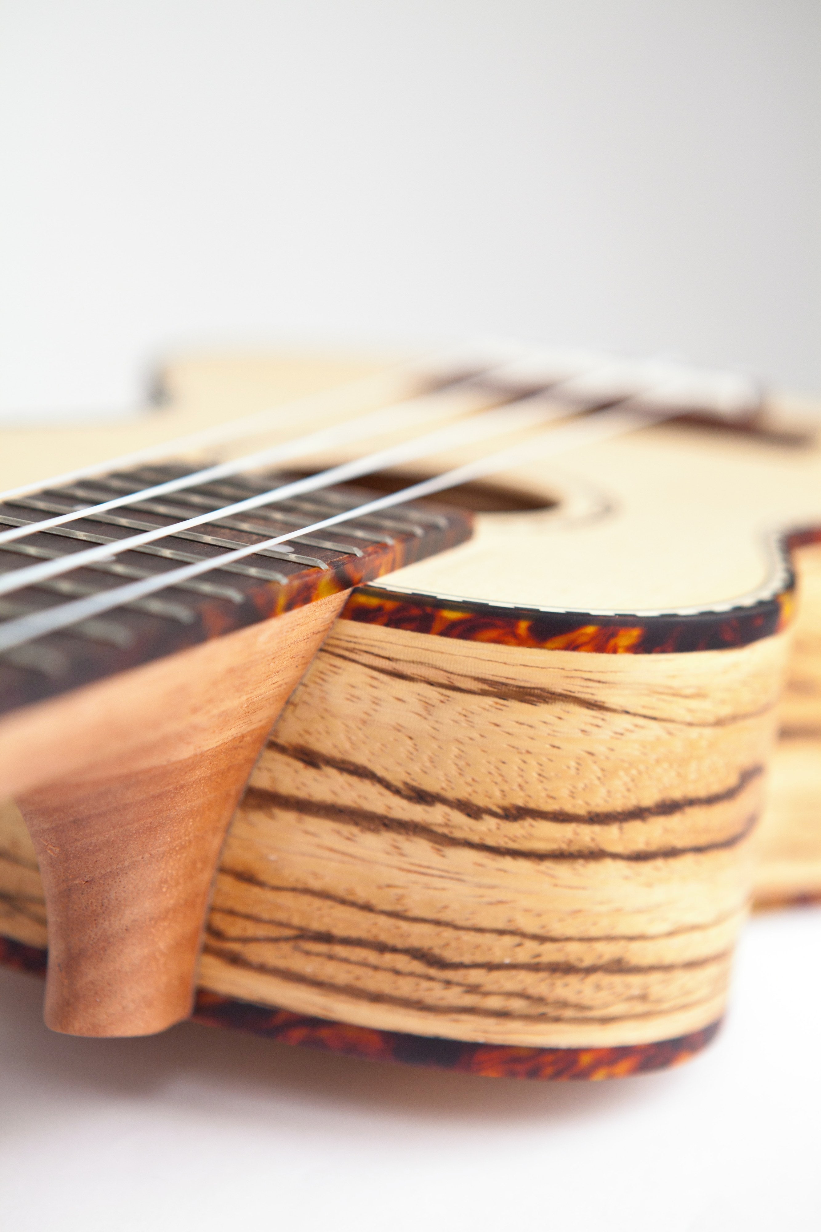 RENO RU210 UKULELE