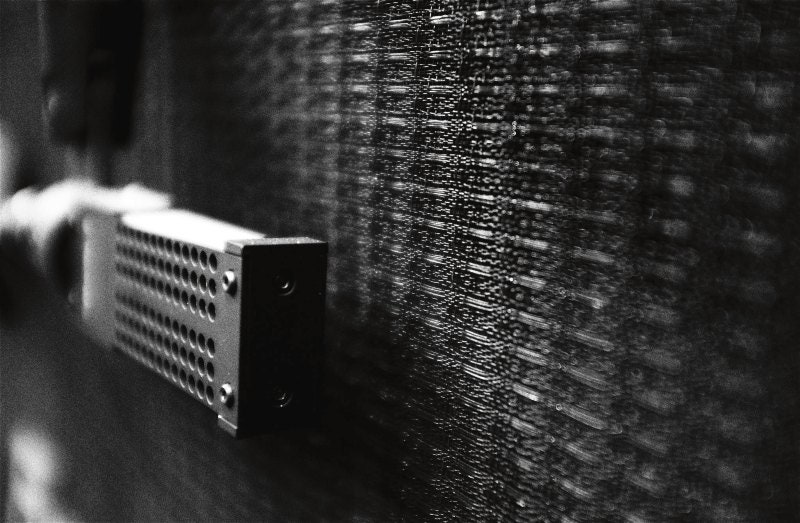 sE VR1 RIBBON MICROPHONE